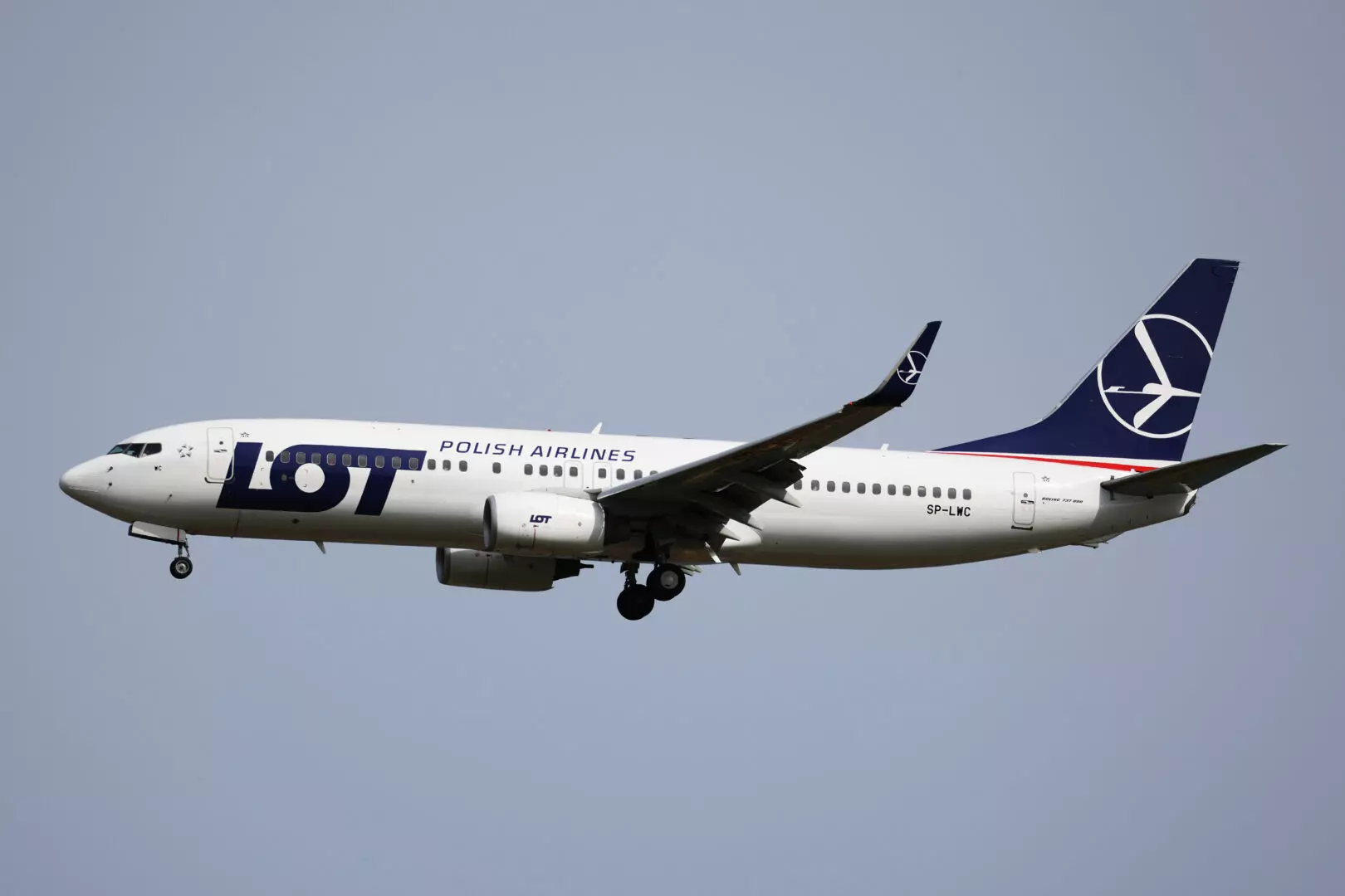 Malta: Lot launches direct flight service with Warsaw - Malta News Agency